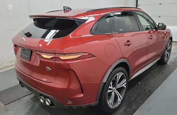 Red Jaguar F-Pace 2021 in Klaipeda, with an engine capacity of 5.00 L and mileage of 38 thousand km for 68900 €, photo 3 on AUTOMOTO.COM.LV
