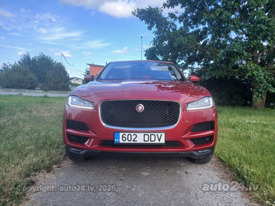 Red Jaguar F-Pace 2016 in Tallinn, with an engine capacity of 3.00 L and mileage of 300 thousand km for 11990 €, photo 11 on AUTOMOTO.COM.LV