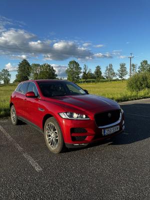Red Jaguar F-Pace 2017 in Kohtla-Jarve, with an engine capacity of 0.22 L and mileage of 151 thousand km for 16500 €, photo 14 on AUTOMOTO.COM.LV