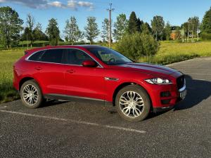 Red Jaguar F-Pace 2017 in Kohtla-Jarve, with an engine capacity of 0.22 L and mileage of 151 thousand km for 16500 €, photo 16 on AUTOMOTO.COM.LV