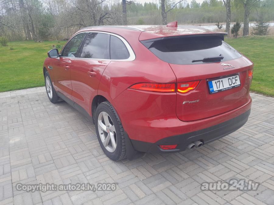 Jaguar F-Pace 2018 in Tallinn, with an engine capacity of 2.00 L and mileage of 146 thousand km for 13800 €, photo 4 on AUTOMOTO.COM.LV