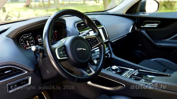 Jaguar F-Pace 2020 in Tallinn, with an engine capacity of 2.00 L and mileage of 66 thousand km for 23500 €, photo 9 on AUTOMOTO.COM.LV