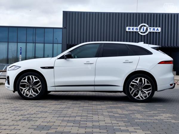 White Jaguar F-Pace 2016 in Siauliai, with an engine capacity of 2.00 L and mileage of 157 thousand km for 15300 €, photo 4 on AUTOMOTO.COM.LV