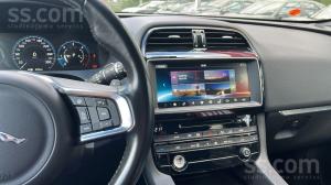 White Jaguar F-Pace 2016 in Riga, with an engine capacity of 2.00 L and mileage of 181 thousand km for 14200 €, photo 11 on AUTOMOTO.COM.LV