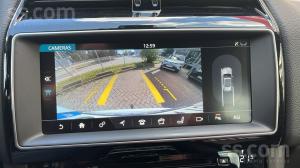 White Jaguar F-Pace 2016 in Riga, with an engine capacity of 2.00 L and mileage of 181 thousand km for 14200 €, photo 12 on AUTOMOTO.COM.LV