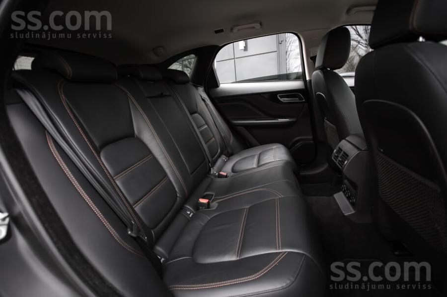 Balts Jaguar F-Pace 2017 Jelgava, ar dzinēja tilpumu 2.00 L un nobraukumu 0 tūkst. km par 14999 €, foto 22 vietnē AUTOMOTO.COM.LV