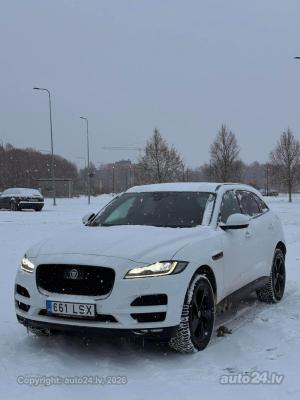 Balts Jaguar F-Pace 2017 Tartu, ar dzinēja tilpumu 3.00 L un nobraukumu 168 tūkst. km par 21900 €, foto 5 vietnē AUTOMOTO.COM.LV