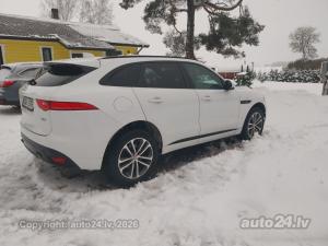 White Jaguar F-Pace 2017 in Tallinn, with an engine capacity of 2.00 L and mileage of 142 thousand km for 21600 €, photo 8 on AUTOMOTO.COM.LV