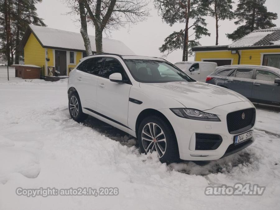 White Jaguar F-Pace 2017 in Tallinn, with an engine capacity of 2.00 L and mileage of 142 thousand km for 21600 €, photo 10 on AUTOMOTO.COM.LV