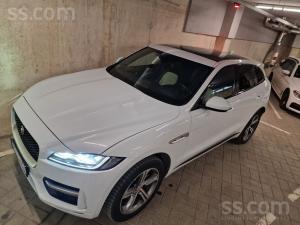 White Jaguar F-Pace 2017 in Riga, with an engine capacity of 2.00 L and mileage of 85 thousand km for 21500 €, photo 6 on AUTOMOTO.COM.LV