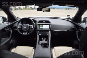 White Jaguar F-Pace 2017 in Riga, with an engine capacity of 2.00 L and mileage of 85 thousand km for 21500 €, photo 12 on AUTOMOTO.COM.LV
