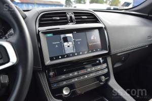 White Jaguar F-Pace 2017 in Riga, with an engine capacity of 2.00 L and mileage of 85 thousand km for 21500 €, photo 20 on AUTOMOTO.COM.LV