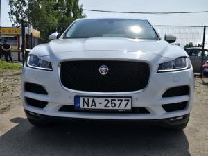 White Jaguar F-Pace 2017 in Riga, with an engine capacity of 2.00 L and mileage of 56 thousand km for 17700 €, photo 3 on AUTOMOTO.COM.LV