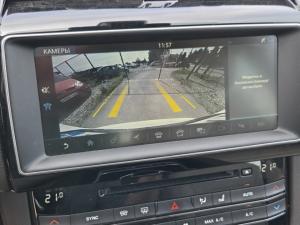 White Jaguar F-Pace 2017 in Riga, with an engine capacity of 2.00 L and mileage of 56 thousand km for 17700 €, photo 19 on AUTOMOTO.COM.LV