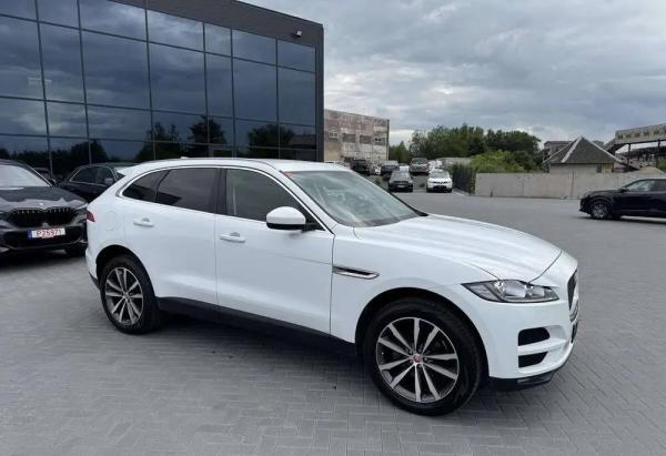 Balts Jaguar F-Pace 2017 Telšiai, ar dzinēja tilpumu 2.00 L un nobraukumu 213 tūkst. km par 8990 €, foto 2 vietnē AUTOMOTO.COM.LV