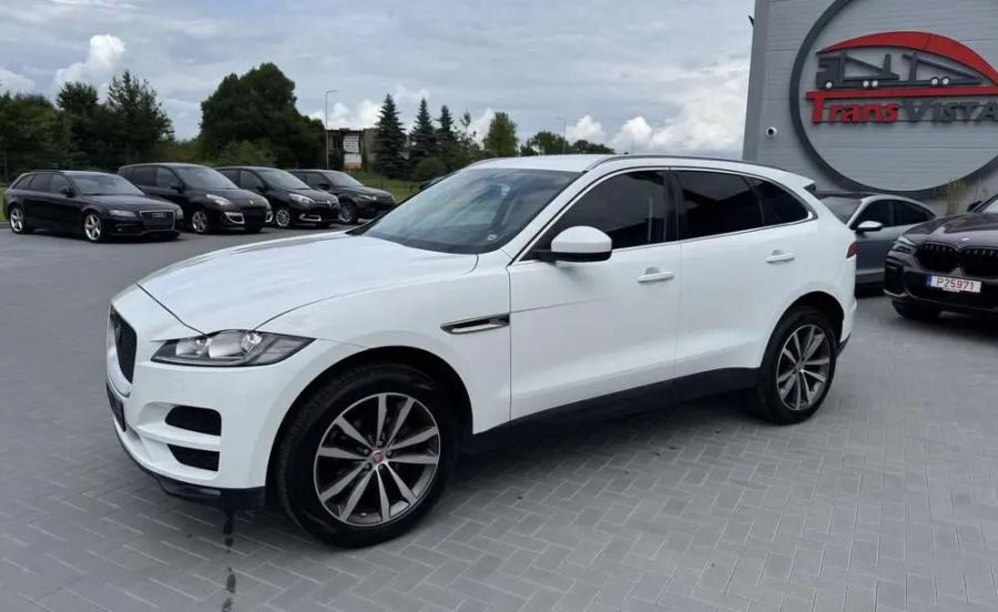 Balts Jaguar F-Pace 2017 Telšiai, ar dzinēja tilpumu 2.00 L un nobraukumu 213 tūkst. km par 8990 €, foto 5 vietnē AUTOMOTO.COM.LV
