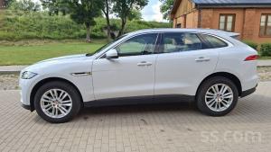 Balts Jaguar F-Pace 2017 Preiļi, ar dzinēja tilpumu 2.00 L un nobraukumu 160 tūkst. km par 13500 €, foto 9 vietnē AUTOMOTO.COM.LV