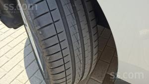 Balts Jaguar F-Pace 2017 Preiļi, ar dzinēja tilpumu 2.00 L un nobraukumu 160 tūkst. km par 13500 €, foto 19 vietnē AUTOMOTO.COM.LV