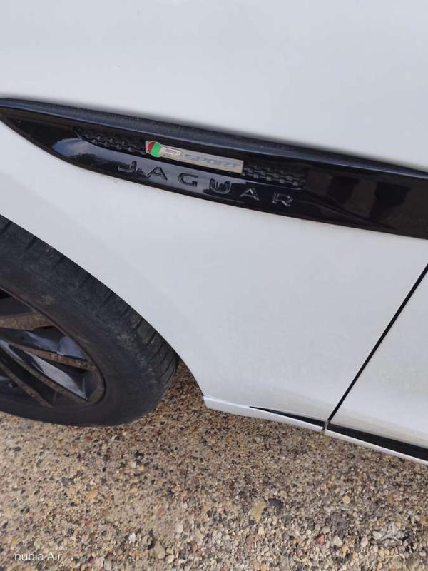 Balts Jaguar F-Pace 2017 Kauņa, ar dzinēja tilpumu 2.00 L un nobraukumu 187 tūkst. km par 7650 €, foto 3 vietnē AUTOMOTO.COM.LV