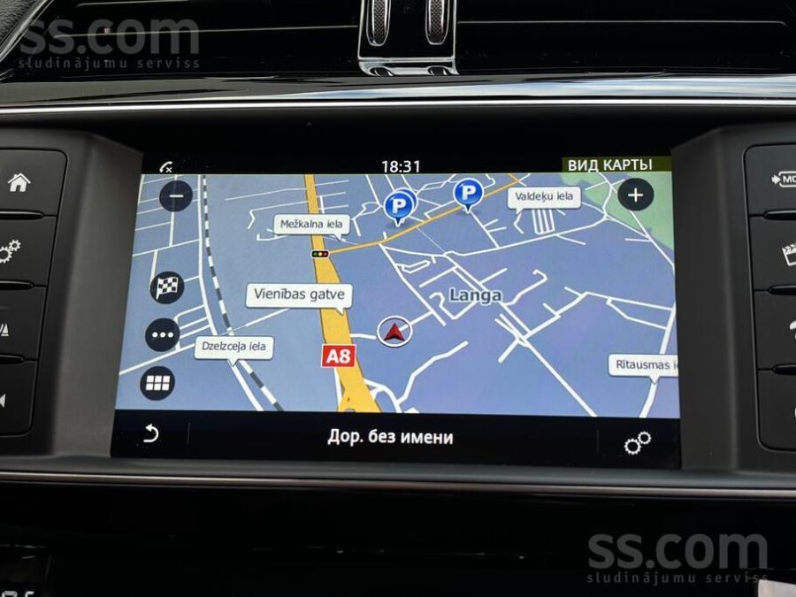 White Jaguar F-Pace 2017 in Riga, with an engine capacity of 2.00 L and mileage of 227 thousand km for 12800 €, photo 15 on AUTOMOTO.COM.LV