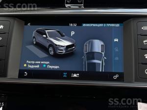 White Jaguar F-Pace 2017 in Riga, with an engine capacity of 2.00 L and mileage of 227 thousand km for 12800 €, photo 18 on AUTOMOTO.COM.LV