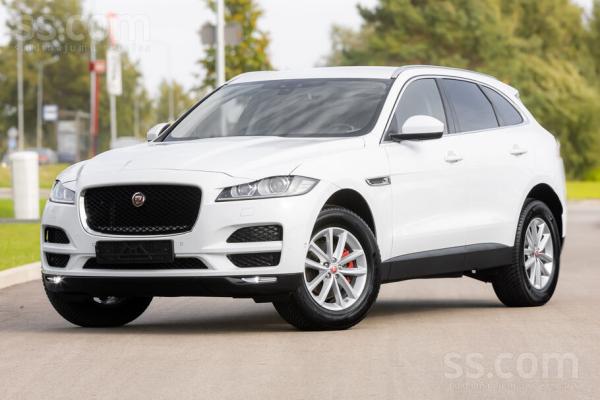 White Jaguar F-Pace 2017 in Jelgava, with an engine capacity of 2.00 L and mileage of 0 thousand km for 12500 €, photo 1 on AUTOMOTO.COM.LV