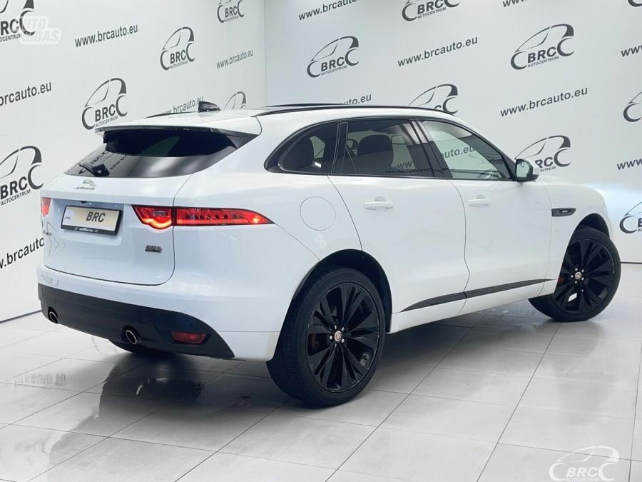 White Jaguar F-Pace 2018 in Avizieniai, with an engine capacity of 2.00 L and mileage of 98 thousand km for 20900 €, photo 2 on AUTOMOTO.COM.LV
