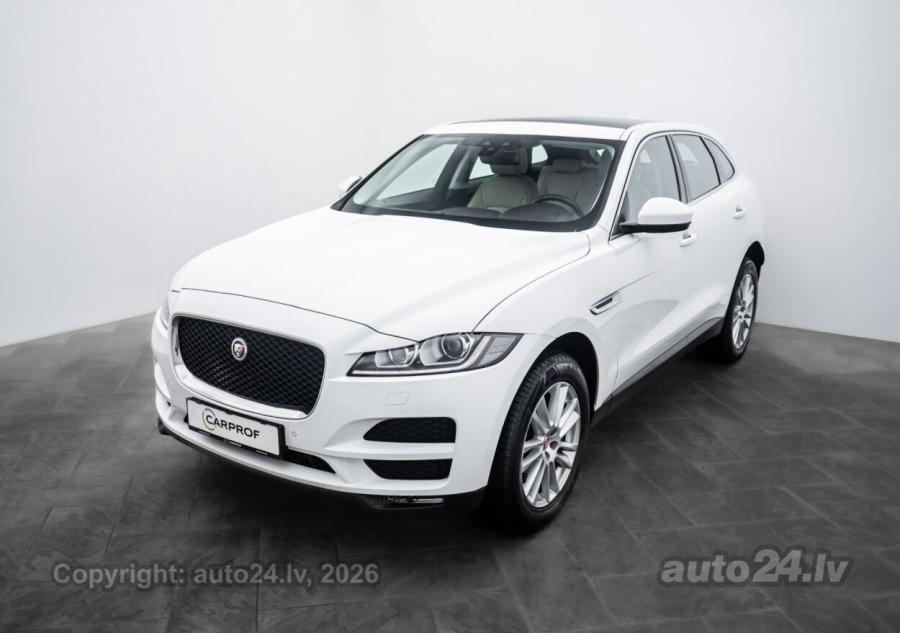 White Jaguar F-Pace 2018 in Tallinn, with an engine capacity of 2.00 L and mileage of 136 thousand km for 16999 €, photo 1 on AUTOMOTO.COM.LV