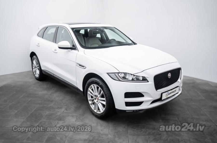 White Jaguar F-Pace 2018 in Tallinn, with an engine capacity of 2.00 L and mileage of 136 thousand km for 16999 €, photo 3 on AUTOMOTO.COM.LV