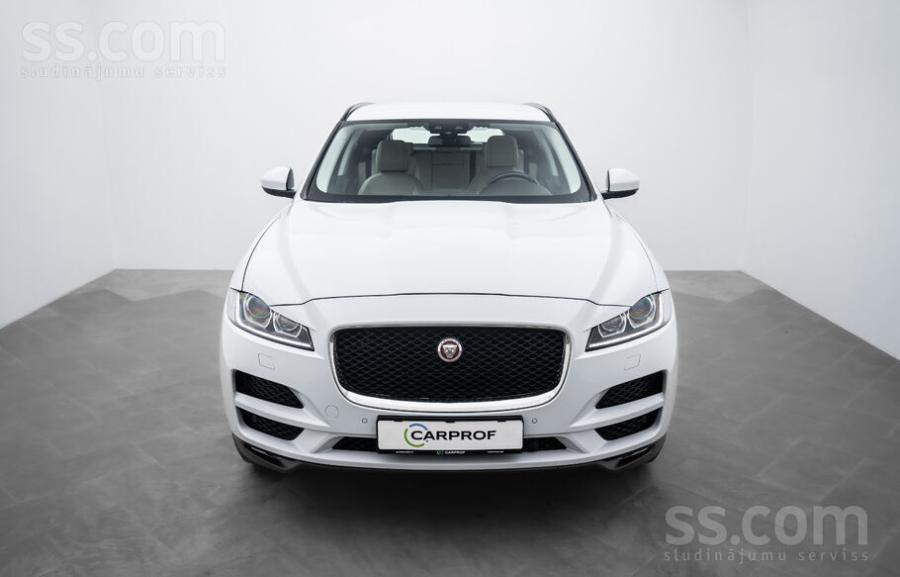 Balts Jaguar F-Pace 2018 Tallina, ar dzinēja tilpumu 2.00 L un nobraukumu 92 tūkst. km par 15999 €, foto 3 vietnē AUTOMOTO.COM.LV
