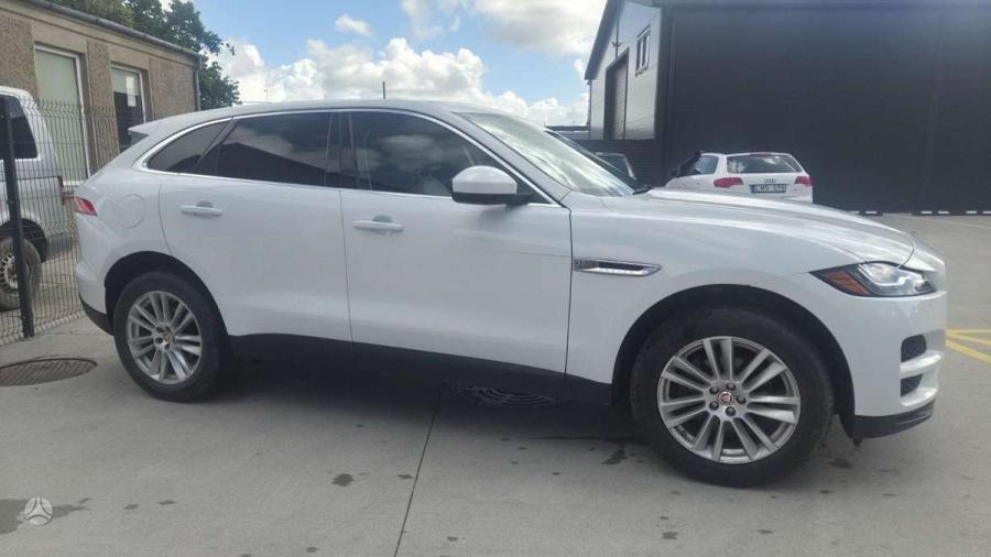 Balts Jaguar F-Pace 2018 Klaipėda, ar dzinēja tilpumu 2.00 L un nobraukumu 159 tūkst. km par 14500 €, foto 11 vietnē AUTOMOTO.COM.LV