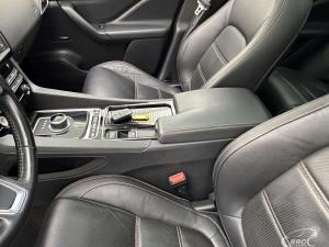 White Jaguar F-Pace 2018 in Vilnius, with an engine capacity of 2.00 L and mileage of 71 thousand km for 17950 €, photo 36 on AUTOMOTO.COM.LV