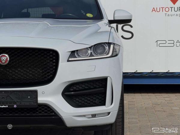 Jaguar F-Pace 2018 Tauragė vietnē Balts Jaguar F-Pace 2018 Tauragė, ar dzinēja tilpumu 2.00 L un nobraukumu 163 tūkst. km par 13700 €, foto 5 vietnē AUTOMOTO.COM.LV