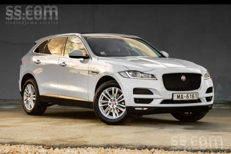 White Jaguar F-Pace 2019 in Jelgava, with an engine capacity of 2.00 L and mileage of 201 thousand km for 19500 €, photo 3 on AUTOMOTO.COM.LV