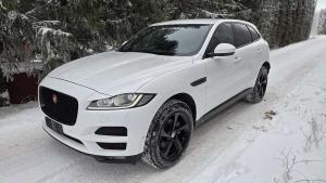 White Jaguar F-Pace 2019 in Panevezys, with an engine capacity of 2.00 L and mileage of 145 thousand km for 14200 €, photo 5 on AUTOMOTO.COM.LV
