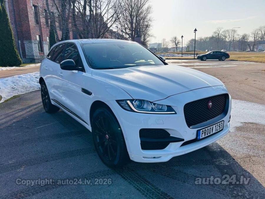 Balts Jaguar F-Pace 2019 Tallina, ar dzinēja tilpumu 2.00 L un nobraukumu 145 tūkst. km par 23900 €, foto 2 vietnē AUTOMOTO.COM.LV