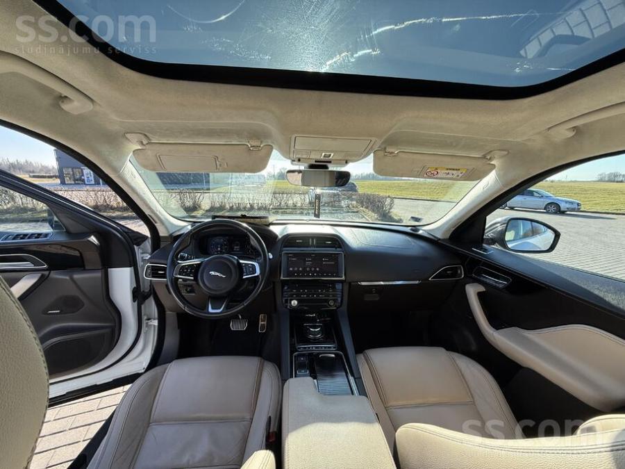 White Jaguar F-Pace 2019 in Talsi, with an engine capacity of 2.00 L and mileage of 112 thousand km for 17700 €, photo 11 on AUTOMOTO.COM.LV