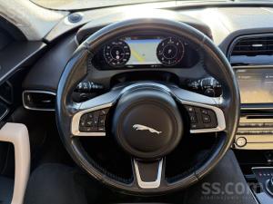 White Jaguar F-Pace 2019 in Talsi, with an engine capacity of 2.00 L and mileage of 112 thousand km for 17700 €, photo 15 on AUTOMOTO.COM.LV