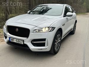 White Jaguar F-Pace 2019 in Riga, with an engine capacity of 2.00 L and mileage of 126 thousand km for 16800 €, photo 4 on AUTOMOTO.COM.LV