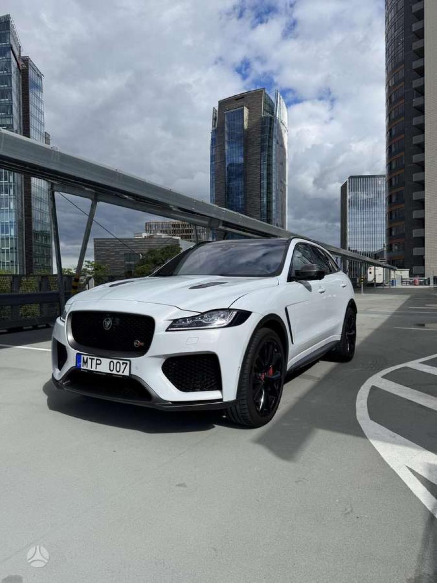 Balts Jaguar F-Pace 2019 Viļņa, ar dzinēja tilpumu 5.00 L un nobraukumu 80 tūkst. km par 41450 €, foto 4 vietnē AUTOMOTO.COM.LV