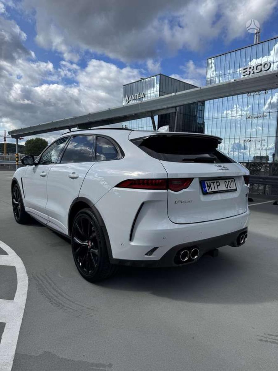 Balts Jaguar F-Pace 2019 Viļņa, ar dzinēja tilpumu 5.00 L un nobraukumu 80 tūkst. km par 41450 €, foto 5 vietnē AUTOMOTO.COM.LV