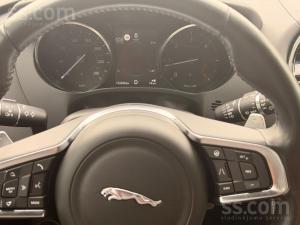 White Jaguar F-Pace 2019 in Riga, with an engine capacity of 2.00 L and mileage of 171 thousand km for 14900 €, photo 11 on AUTOMOTO.COM.LV
