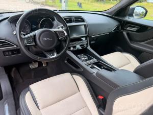 White Jaguar F-Pace 2019 in Riga, with an engine capacity of 2.00 L and mileage of 171 thousand km for 14900 €, photo 13 on AUTOMOTO.COM.LV
