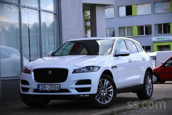 White Jaguar F-Pace 2019 in Riga, with an engine capacity of 2.00 L and mileage of 120 thousand km for 16995 €, photo 1 on AUTOMOTO.COM.LV