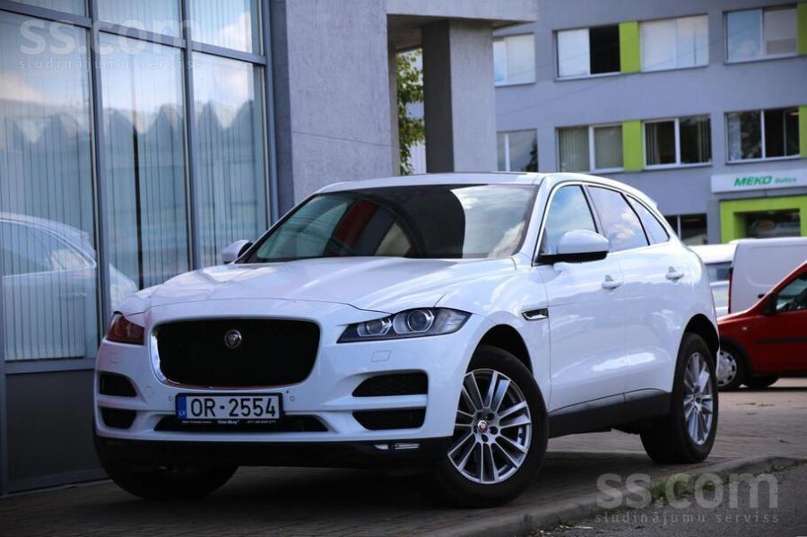 Balts Jaguar F-Pace 2019 Rīga, ar dzinēja tilpumu 2.00 L un nobraukumu 120 tūkst. km par 16995 €, foto 1 vietnē AUTOMOTO.COM.LV