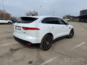 White Jaguar F-Pace 2020 in Riga, with an engine capacity of 2.00 L and mileage of 63 thousand km for 19000 €, photo 5 on AUTOMOTO.COM.LV