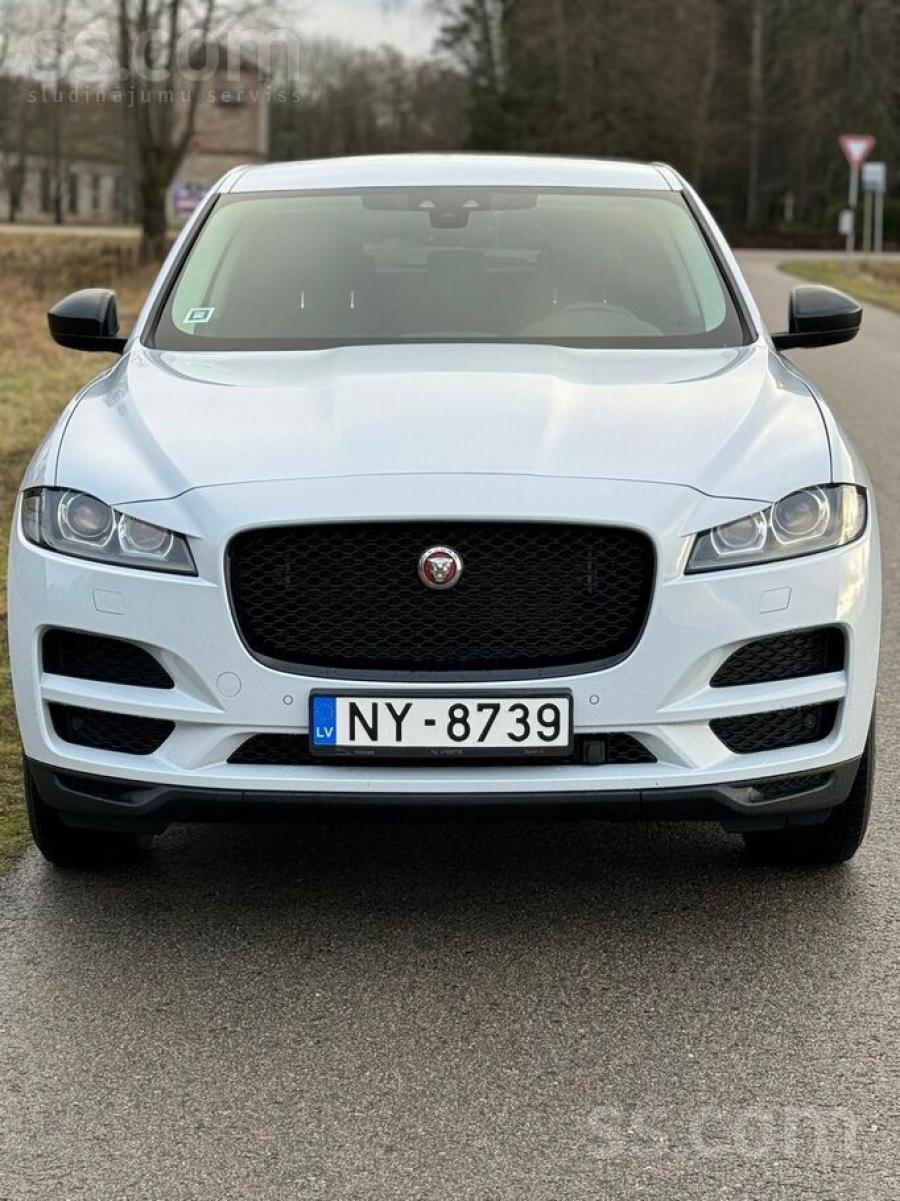 Balts Jaguar F-Pace 2020 Rīga, ar dzinēja tilpumu 2.00 L un nobraukumu 157 tūkst. km par 16990 €, foto 3 vietnē AUTOMOTO.COM.LV