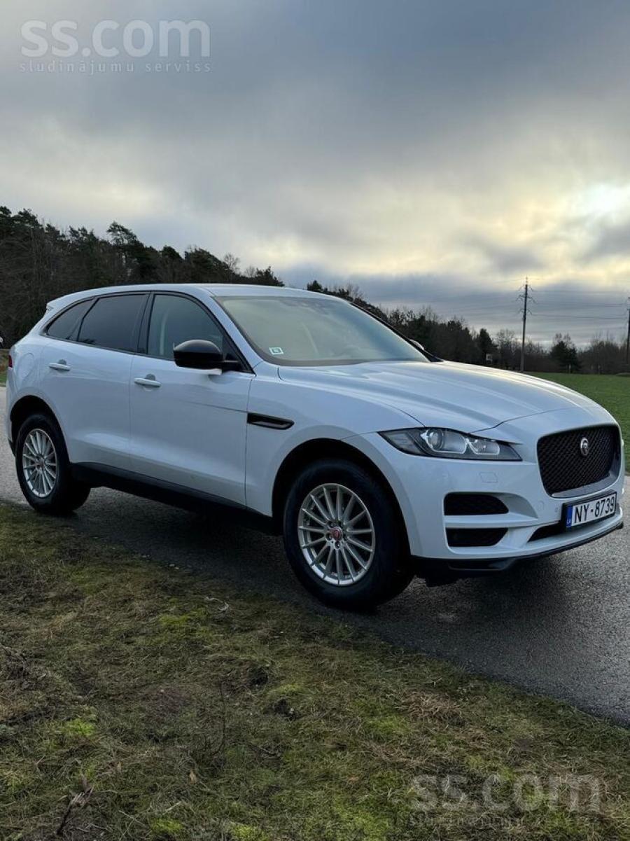 Balts Jaguar F-Pace 2020 Rīga, ar dzinēja tilpumu 2.00 L un nobraukumu 157 tūkst. km par 16990 €, foto 4 vietnē AUTOMOTO.COM.LV