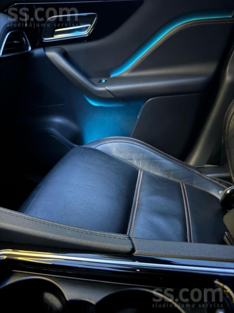 Balts Jaguar F-Pace 2020 Rīga, ar dzinēja tilpumu 2.00 L un nobraukumu 157 tūkst. km par 16990 €, foto 14 vietnē AUTOMOTO.COM.LV