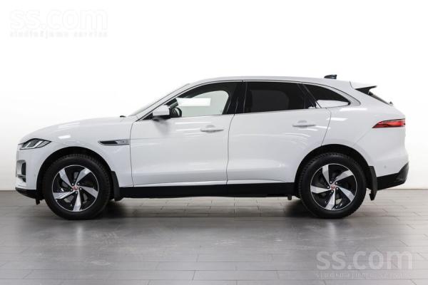 Balts Jaguar F-Pace 2021 Rīga, ar dzinēja tilpumu 2.00 L un nobraukumu 82 tūkst. km par 37900 €, foto 8 vietnē AUTOMOTO.COM.LV
